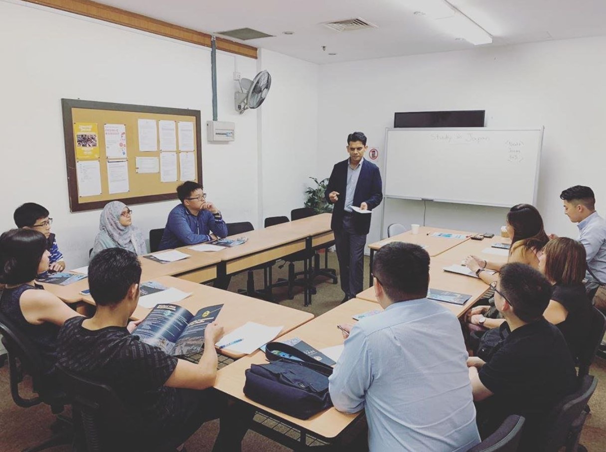 What Does 555 Mean In Thai Texting? Learn Thai Language